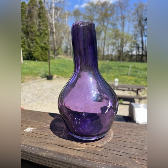 Walter Prince | Accents | Vintage Hand Blown Glass Vase Purple 9s ...